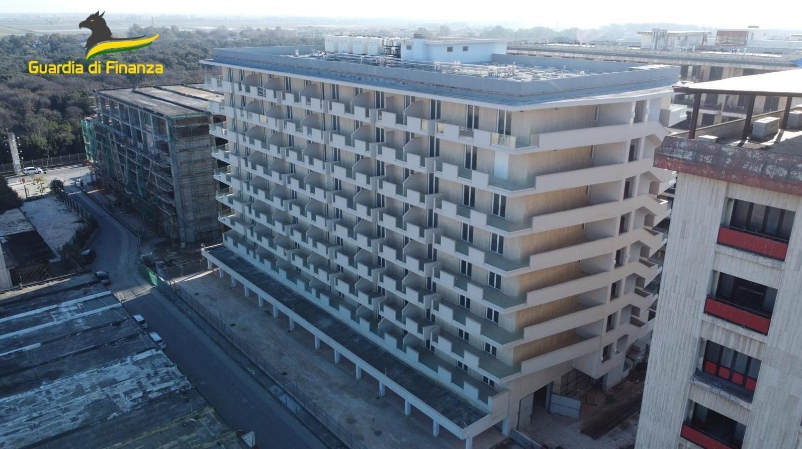 Sequestrato per abusivismo l'ex hotel Palazzo Marina del Villaggio ...