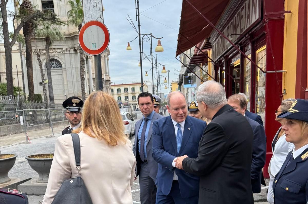 Il Principe Alberto di Monaco a Pompei: "Mia madre Grace era devota ...