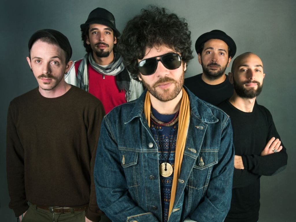 Si scioglie la band "La Maschera", l'annuncio di Roberto Colella: "Una ...