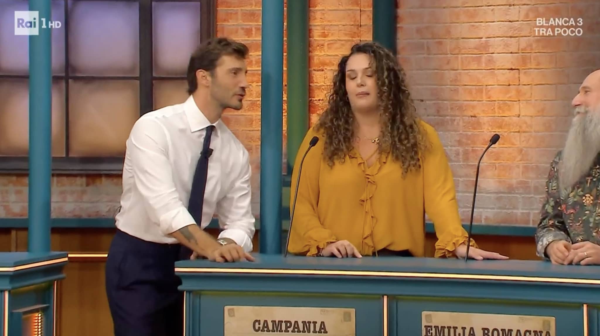 Affari Tuoi, Stefano De Martino e l'eterna discussione: è più antica la ...