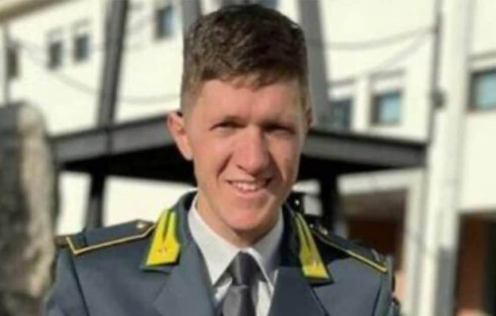 Trovato morto Daniele Scotto Rosato, finanziere di 30 anni, scomparso in mare a Bacoli mentre ...