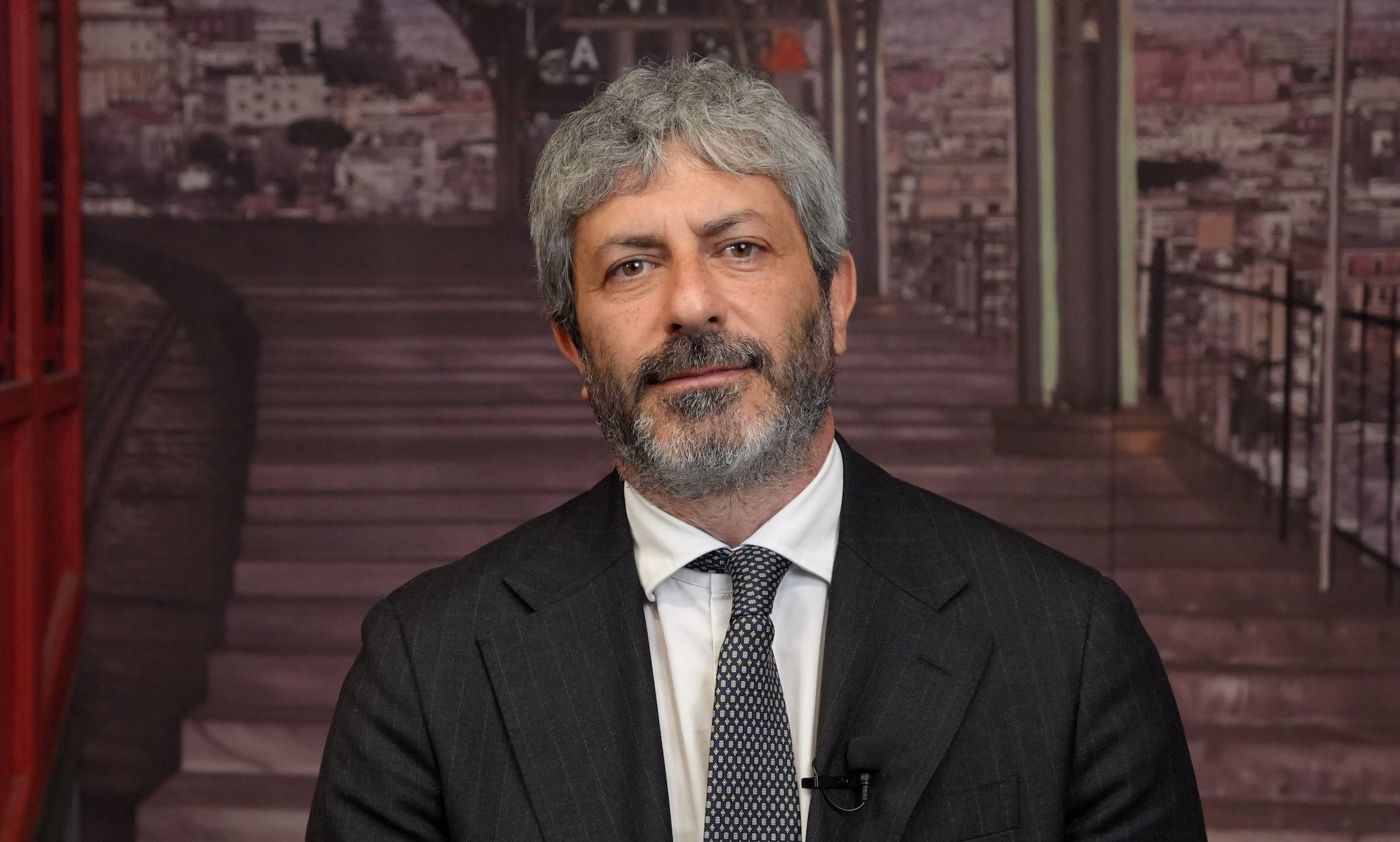 Intervista a Roberto Fico: "La mia Regione Campania ascolterà di più. E ...