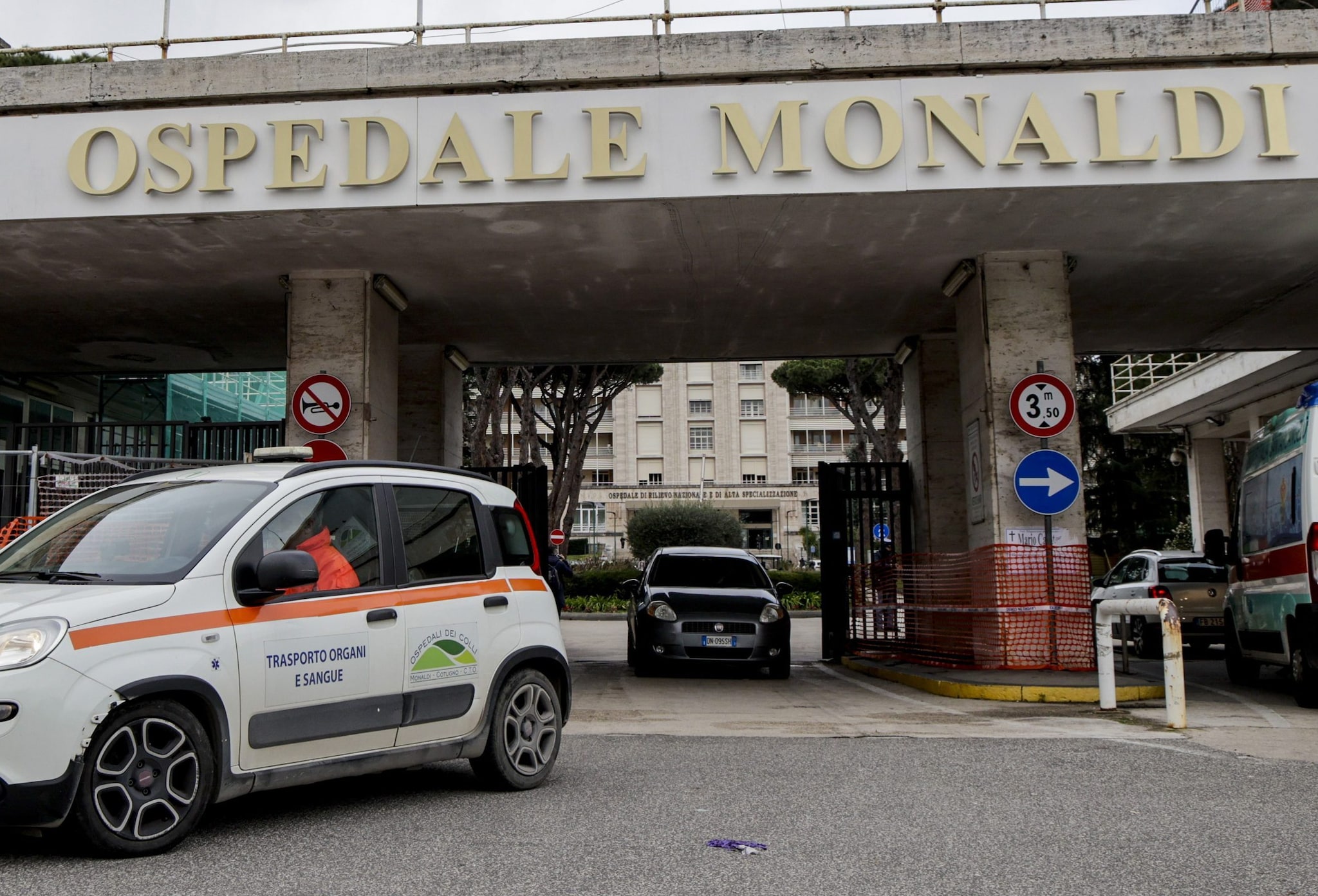 L'ospedale Monaldi cambia la tutela legale per i medici indagati: meno ...