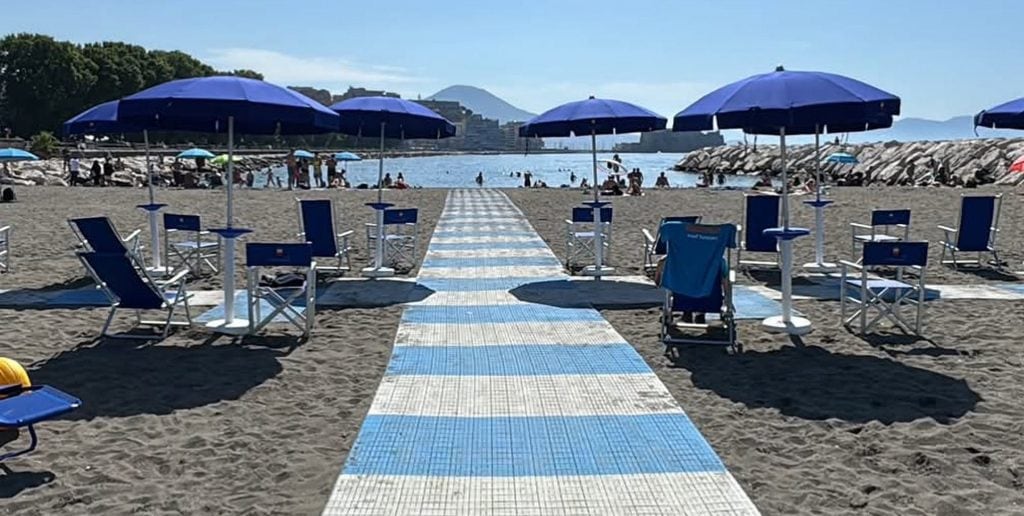 La spiaggia gratuita alla Rotonda Diaz riapre per l'estate 2026: pedana ...