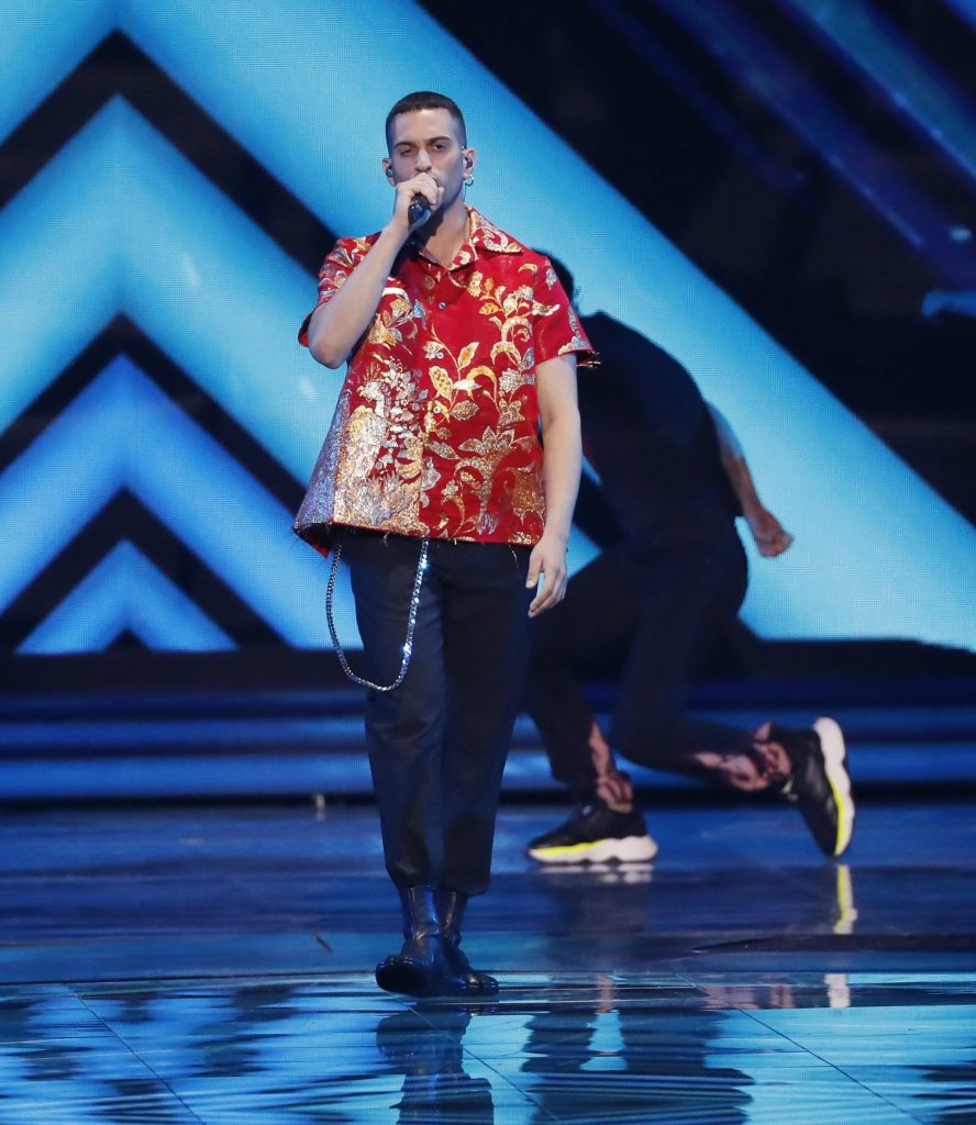Lo stile di Mahmood a Sanremo 2022: cosa indosserà il cantante al Festival