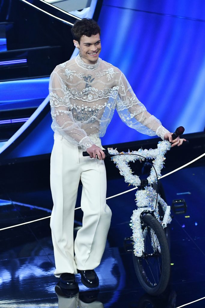 Mahmood e Blanco simbolo di una generazione libera: vincono Sanremo con ...