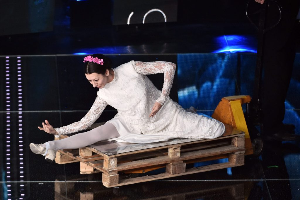 Virginia Raffaele come Belén e Donatella Versace: tutti i volti dell ...