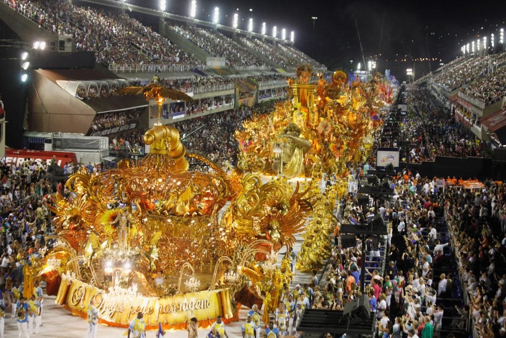 Da Venezia a Rio De Janeiro, le feste di Carnevale più famose al mondo