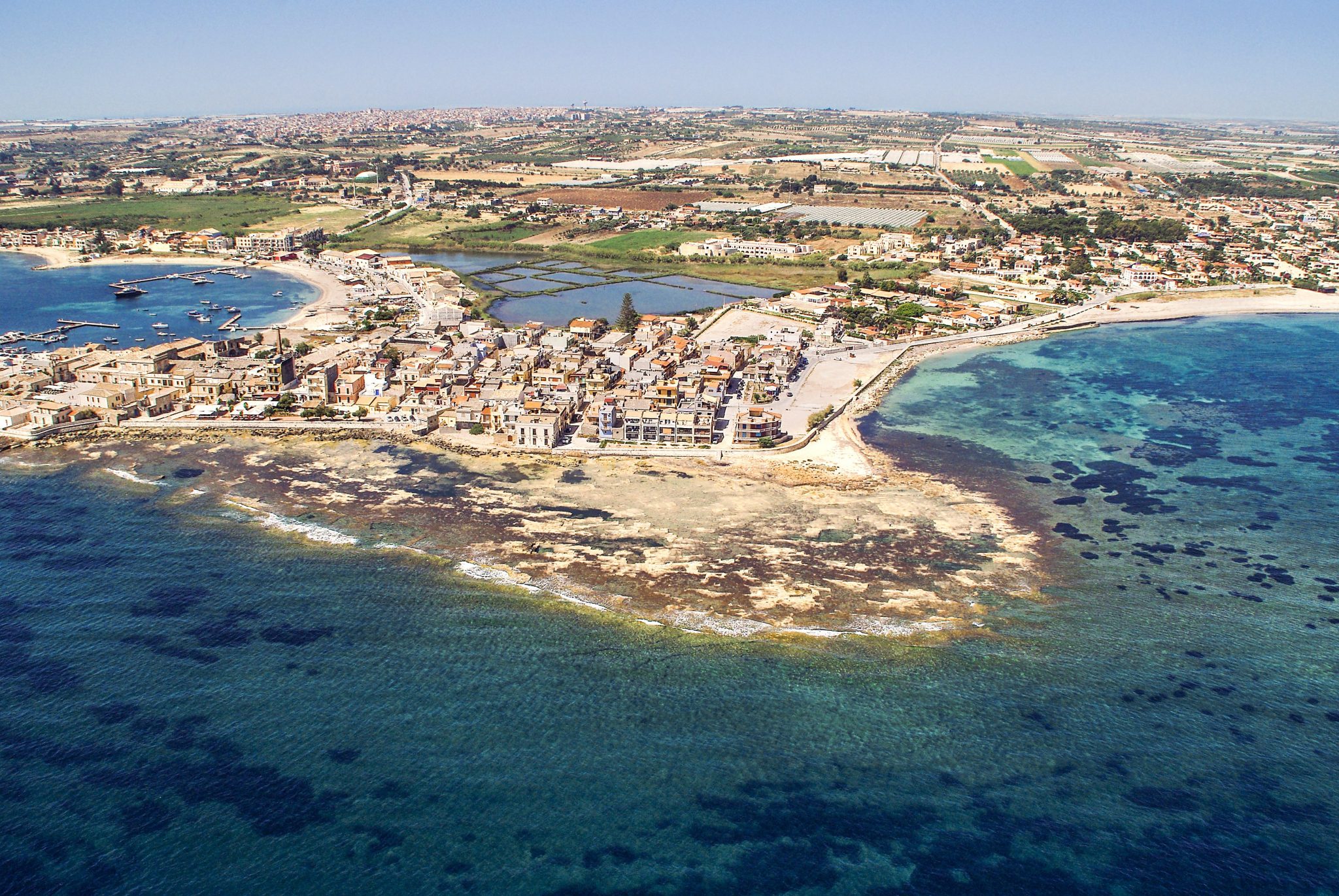 Marzamemi, cosa vedere nel borgo famoso per la sua Tonnara e le spiagge ...