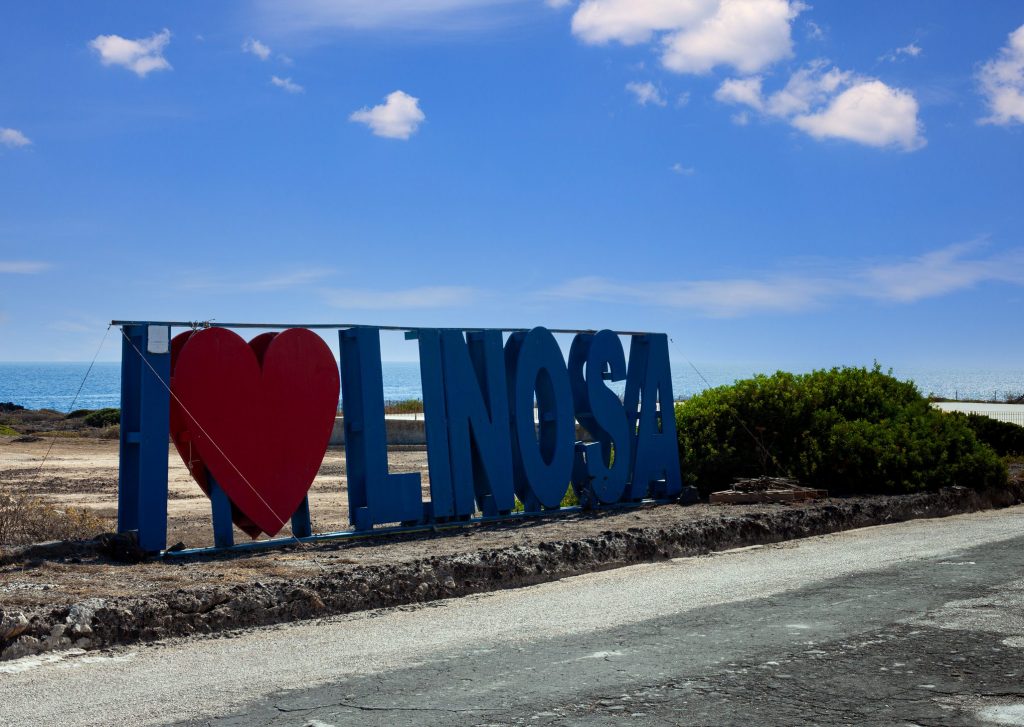 Isola di Linosa, le spiagge e come raggiungere la Perla Nera del ...