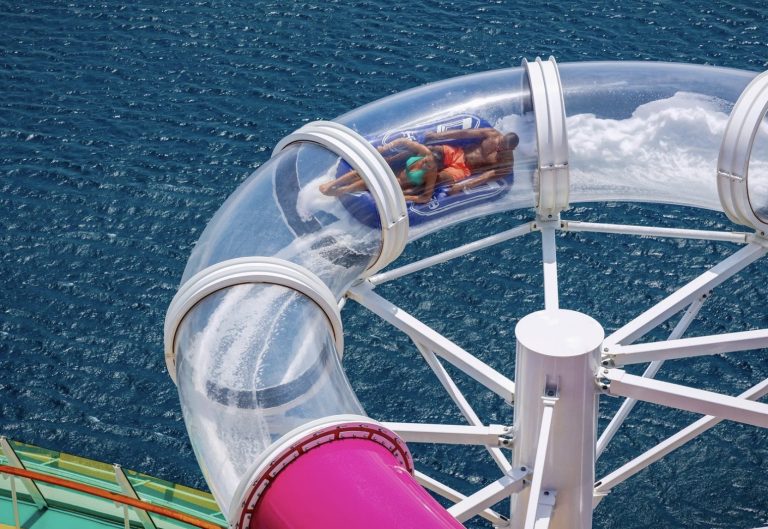 Sliding Rock: lo scivolo naturale più divertente del mondo