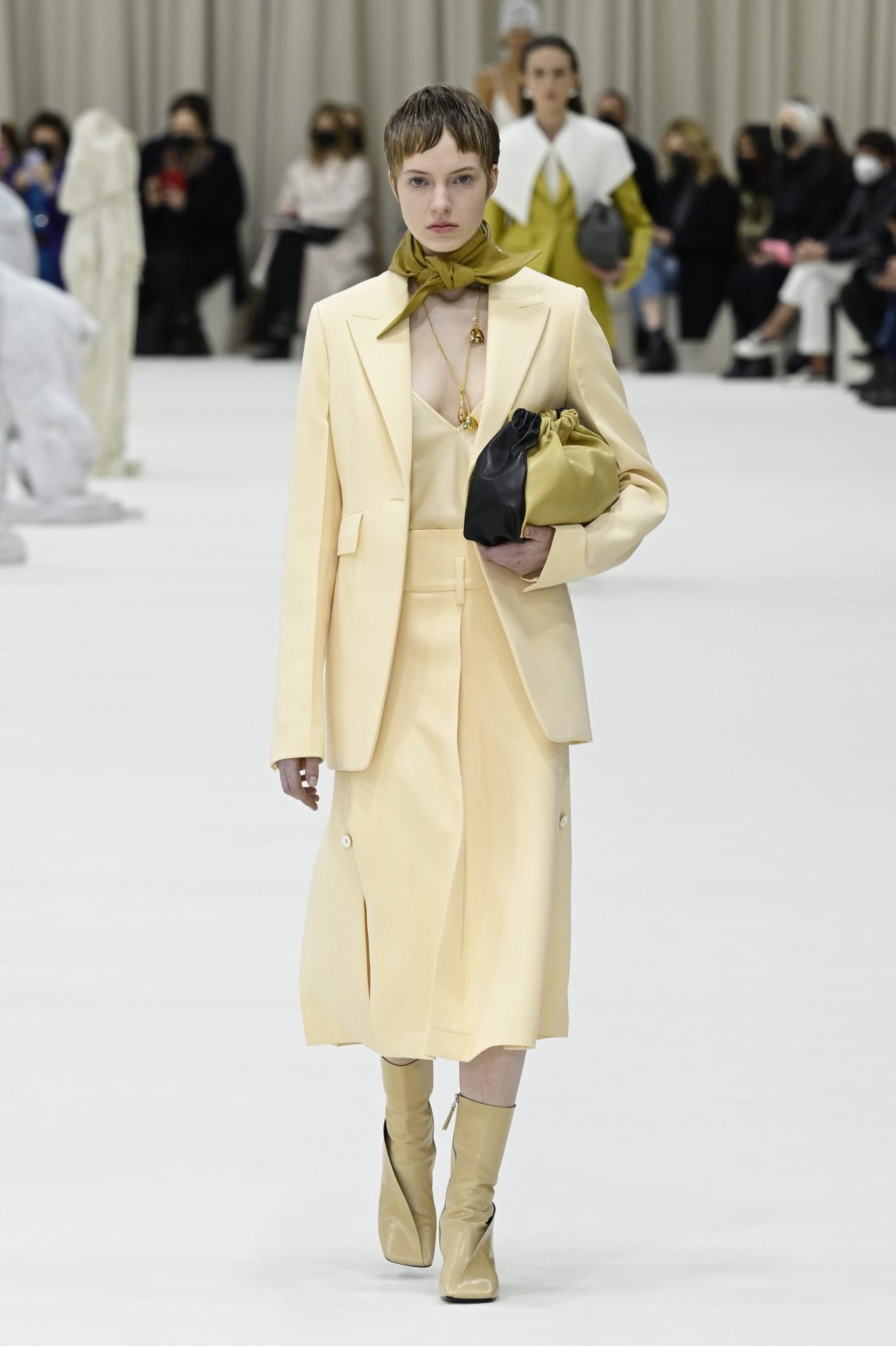 Outfit Autunno/Inverno 2022-2023: i look monocolore sono la tendenza di ...