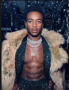 David Banda festeggia il compleanno vestito di paillettes (come la ...