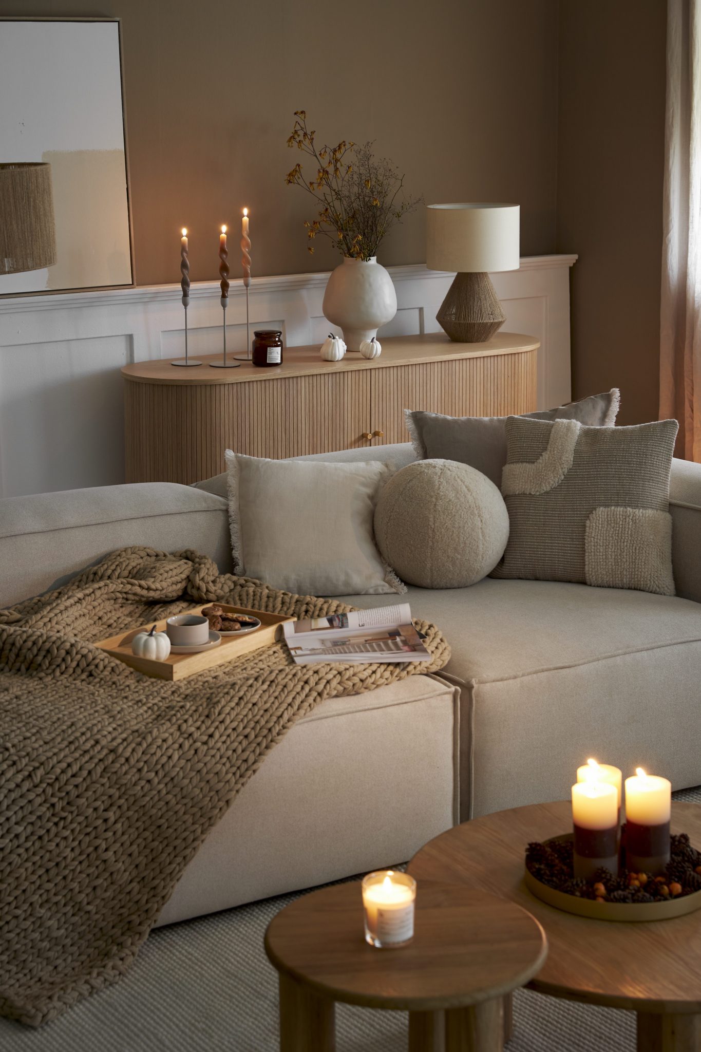 I colori di tendenza 2023 per la casa: quali tonalità scegliere per le pareti e l’arredamento