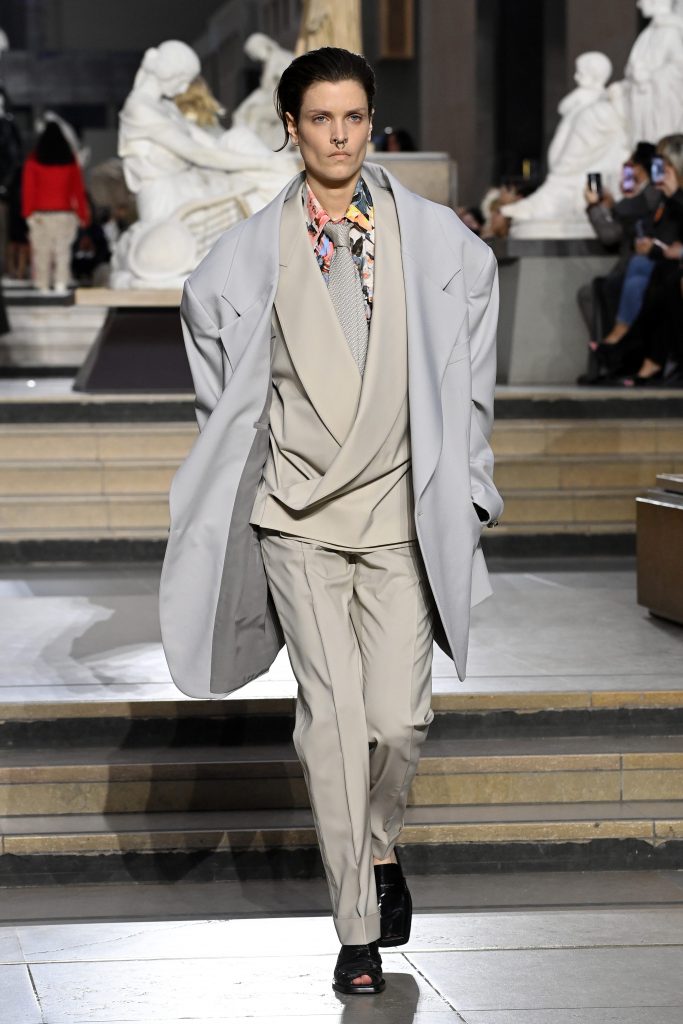 I completi di tendenza per l'Autunno/Inverno 2022-23: 5 tailleur ...