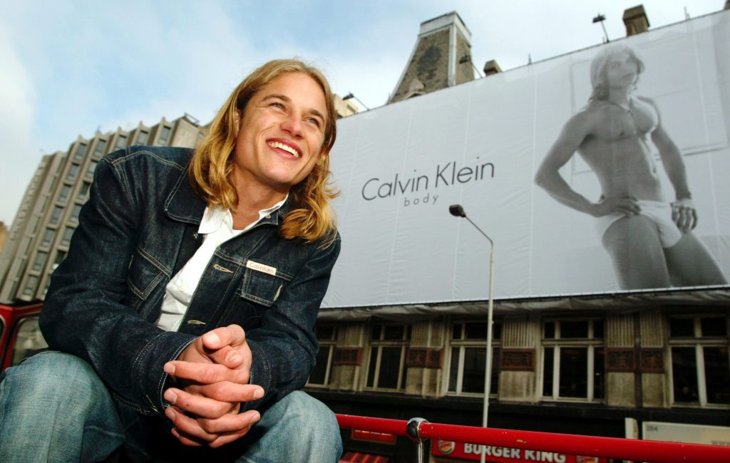 Gli 80 anni di Calvin Klein, lo stilista che ha cambiato la moda con un ...