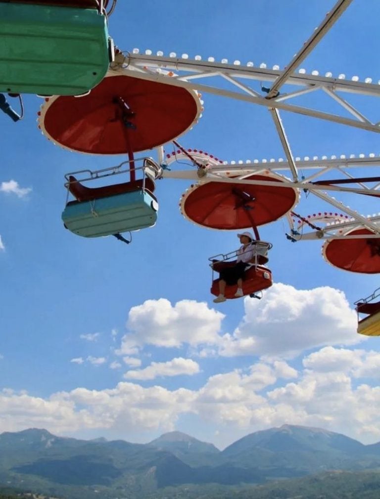 Dove si trova la giostra più lenta del mondo che fa un giro in 15 minuti