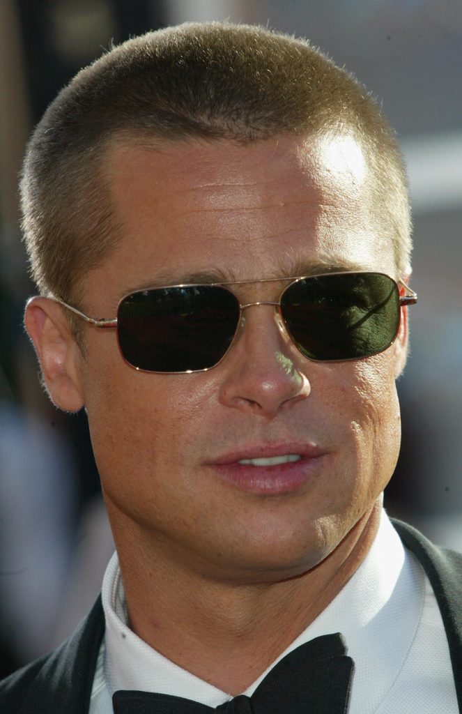 Damiano David aspirante Brad Pitt: i capelli rasati si ispirano all'attore
