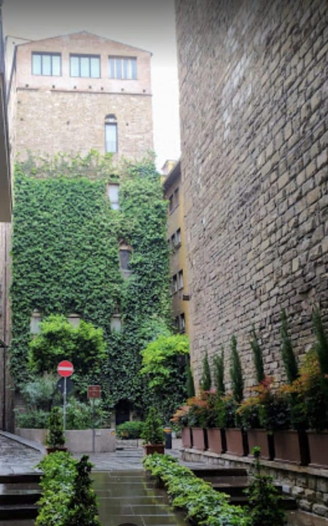 La storia di Torre dei Ramaglianti a Firenze, dove ha vissuto Carlo Conti