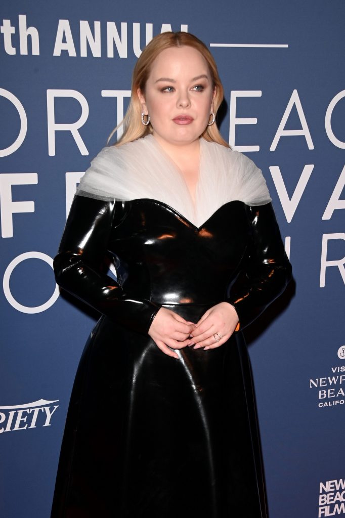 Nicola Coughlan, da Bridgerton al red carpet: addio agli abiti colorati ...