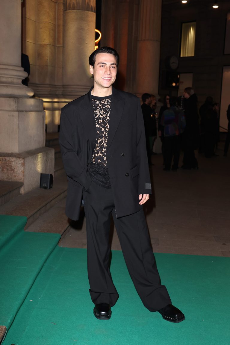 Matteo Paolillo da piccolo: com'era l'attore di Mare Fuori da bambino