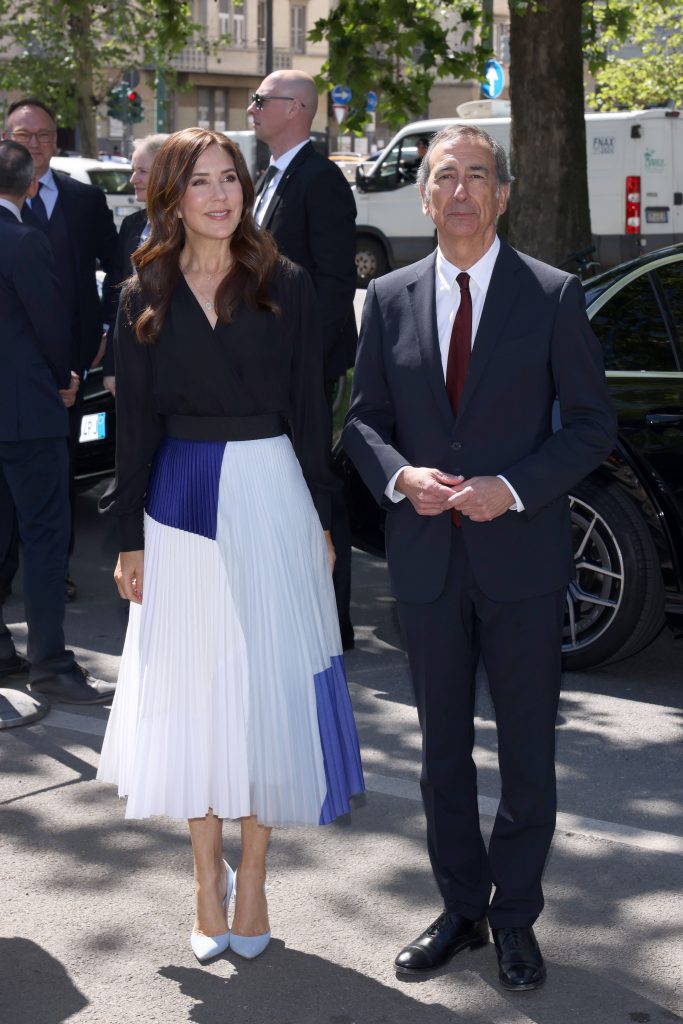 Una principessa al Fuorisalone: l'eleganza di Mary di Danimarca incanta ...
