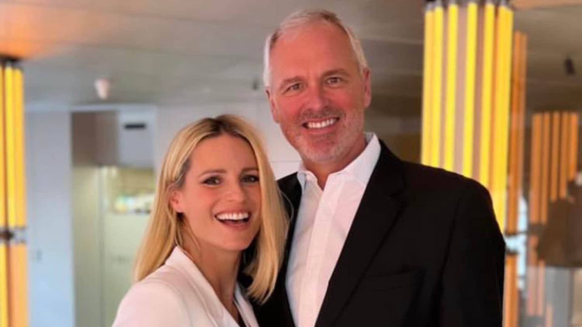 Michelle Hunziker col fratello alla comunione della figlia Sole: chi è ...