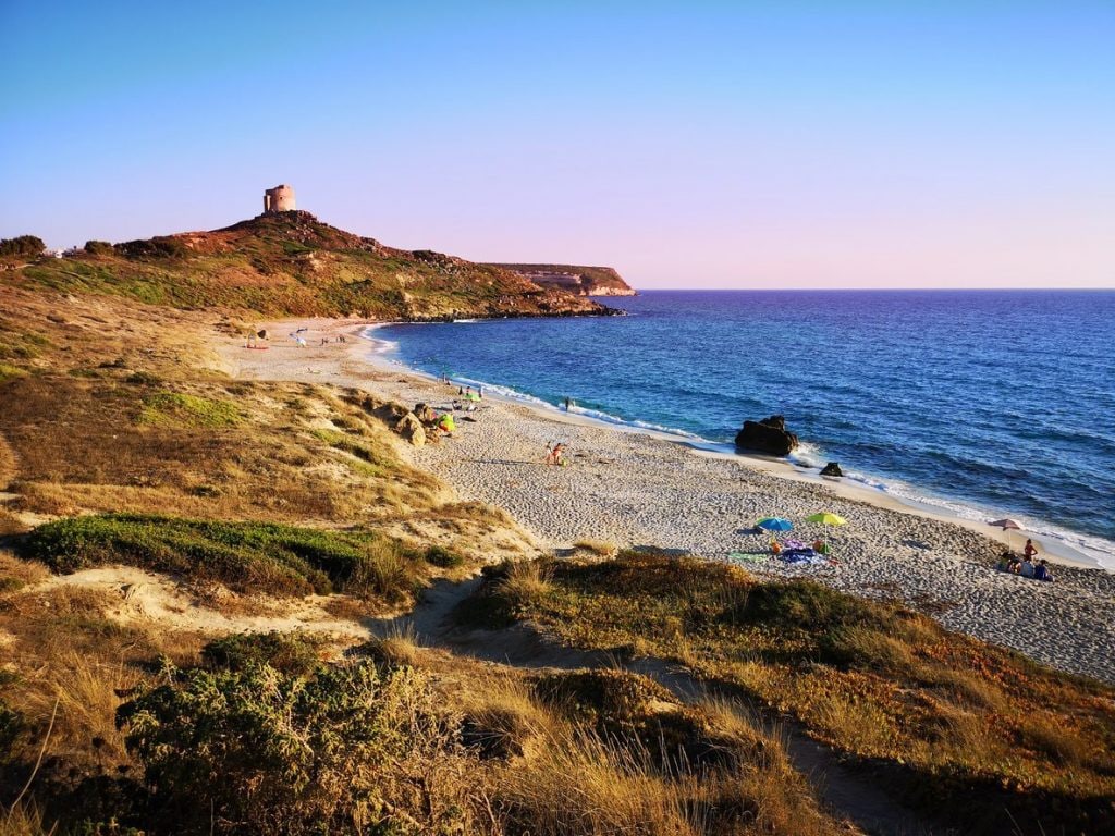 Le 13 spiagge più belle di Oristano e provincia dove andare in vacanza ...