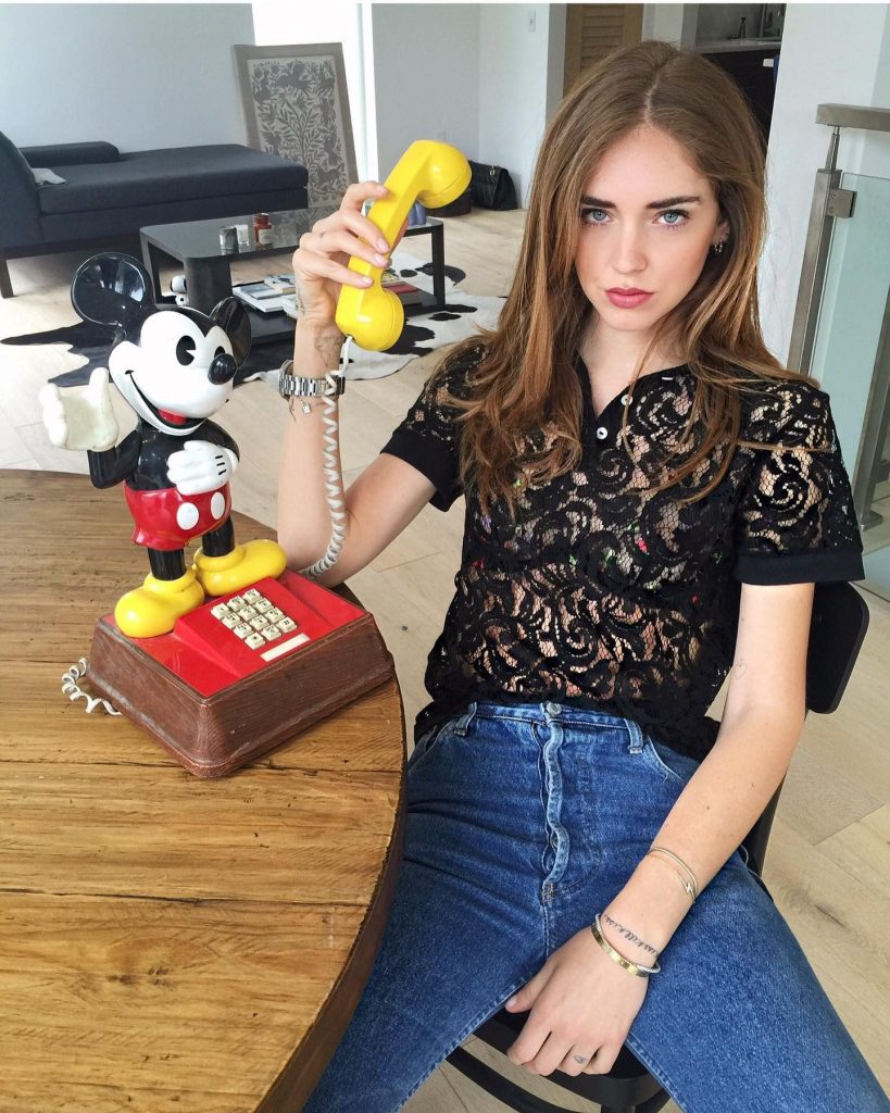 Chiara Ferragni sfoglia l'album dei ricordi: com'era nelle foto di ...