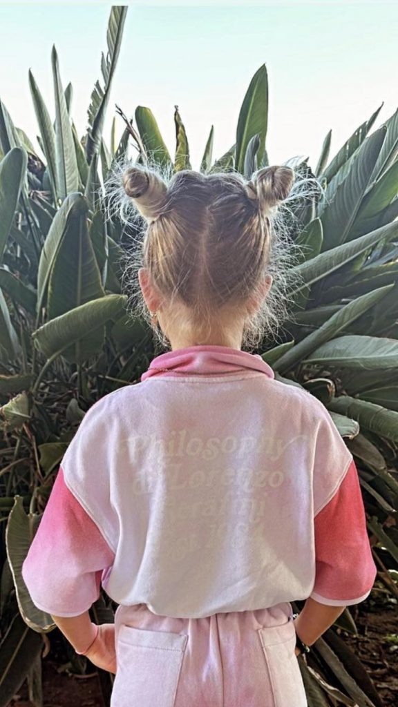 Isabel Totti con gli chignon alla Sailor Moon: il nuovo look della ...