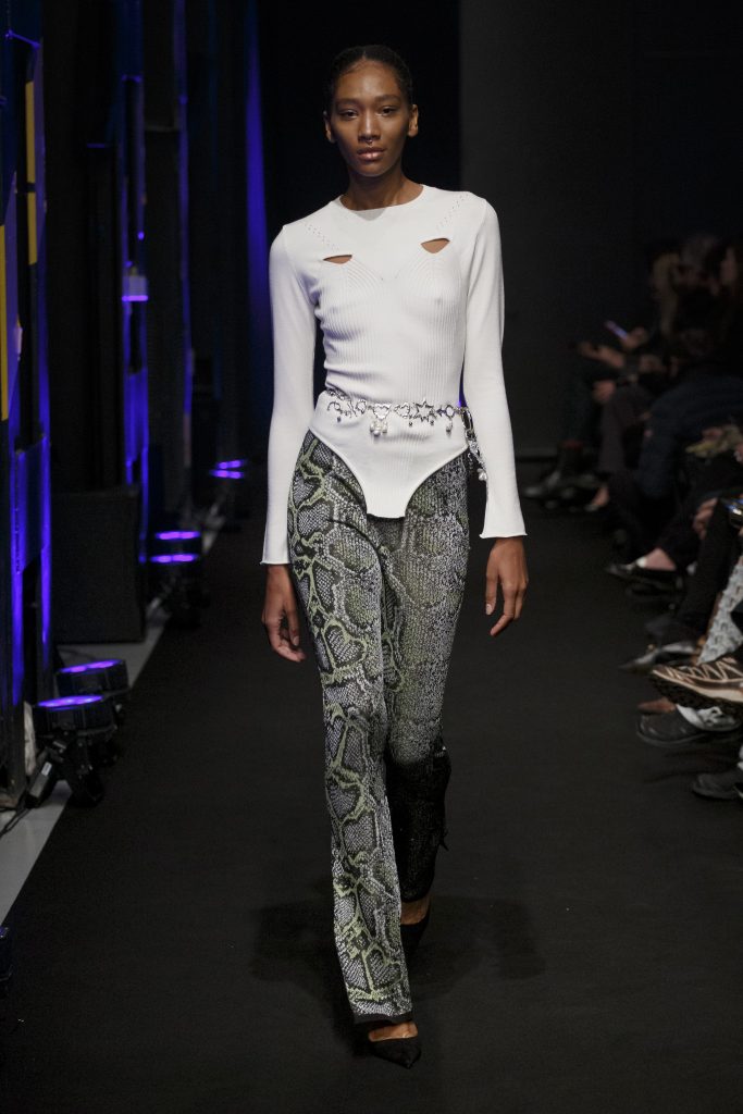 Reggicalze e corsetti, ora l’intimo si porta in bella mostra come ...