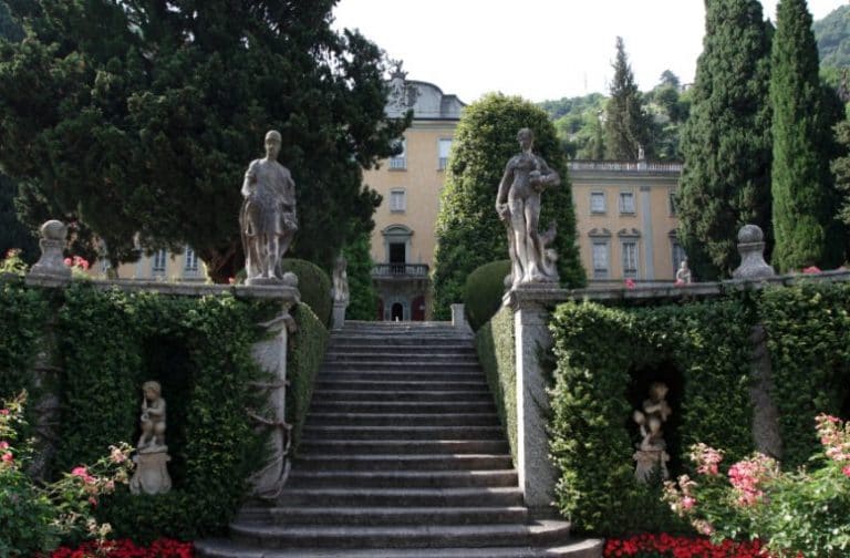 Castello di Urio sul lago di Como, LVMH comprerà la tenuta del 700 per ...