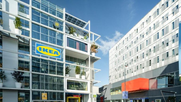 IKEA apre a Vienna il suo store più innovativo, con facciata verde e ...