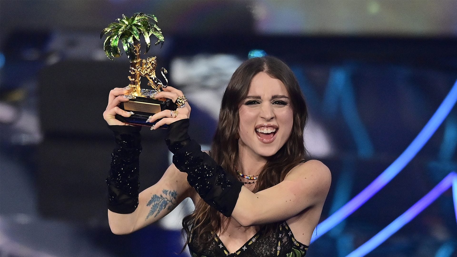 I segreti beauty di Angelina Mango in finale: perché ha scelto capelli ...