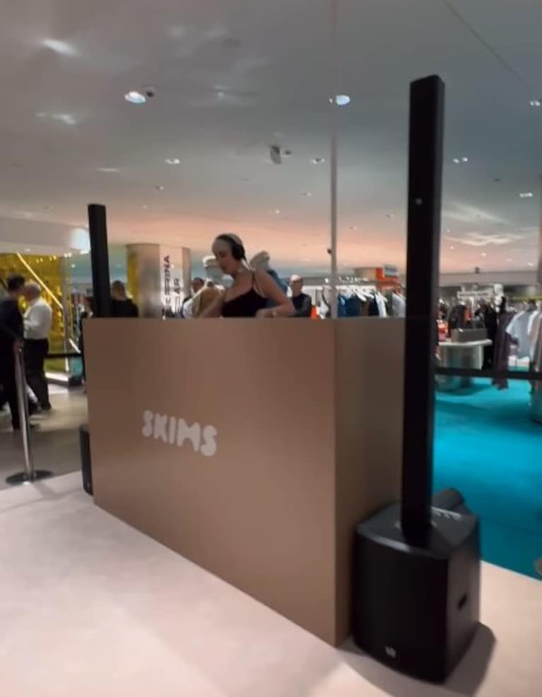 Skims arriva in Italia: dove comprare i capi del brand di Kim Kardashian