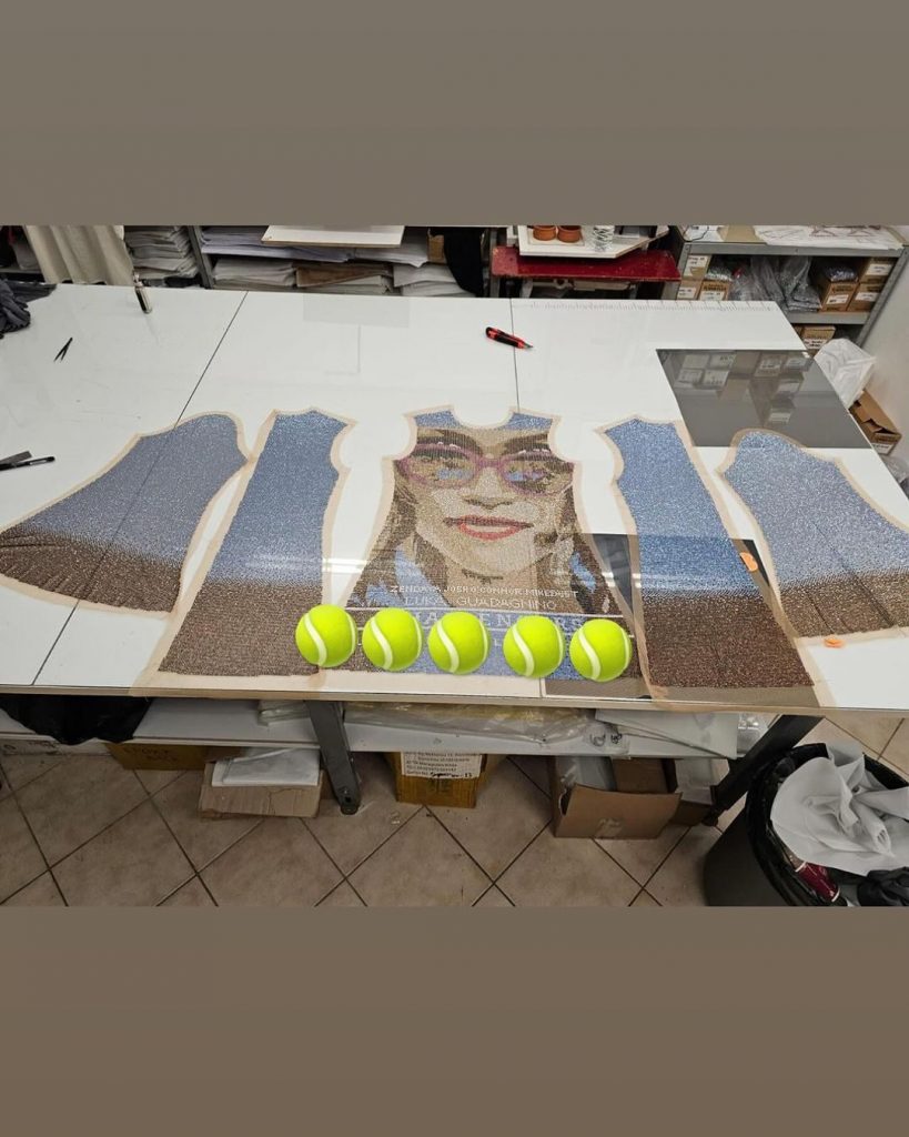 Zendaya indossa Challengers: il poster del film diventa un vestito