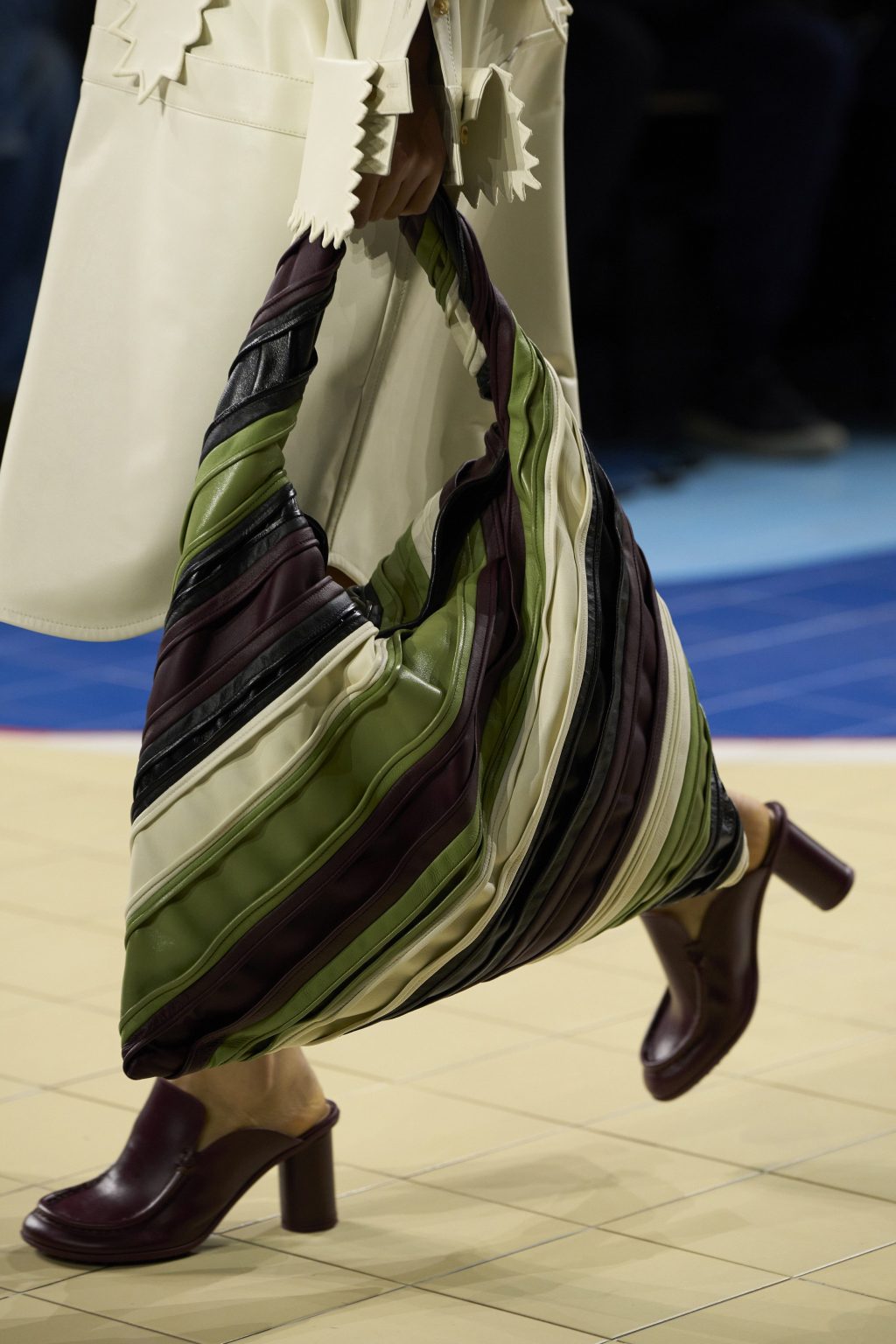 Le 7 borse di moda per l'estate 2024: i modelli di tendenza dal ...