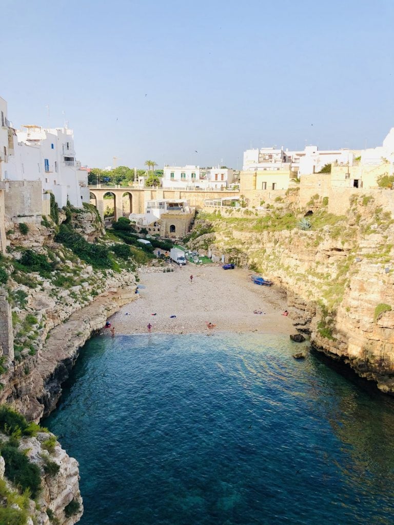 Le 10 spiagge più belle di Bari e dintorni dove andare al mare in vacanza