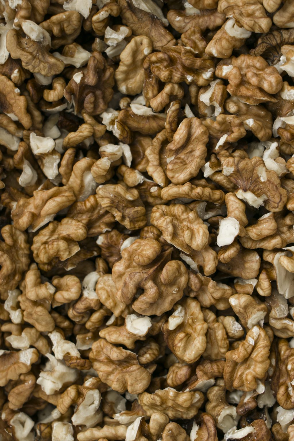 Quante noci si possono mangiare al giorno: benefici e proprietà ...