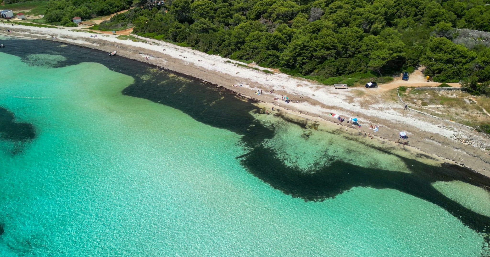 Le 8 spiagge più belle della Croazia dove trovare il mare migliore