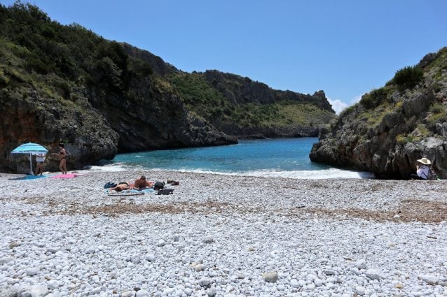 Le 14 spiagge bianche più belle in Italia