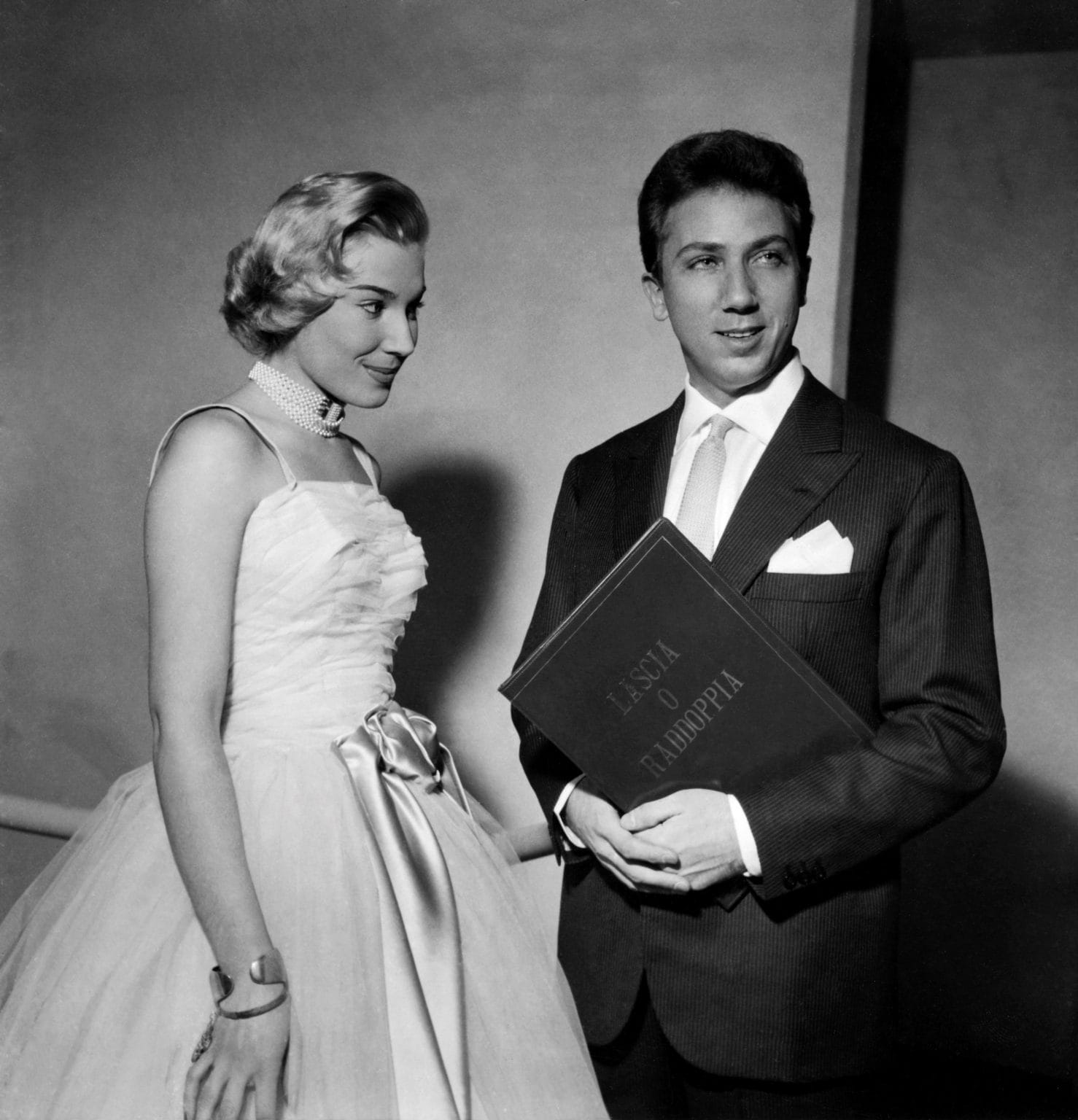 Mike Bongiorno da giovane, le foto del re dei quiz della televisione ...