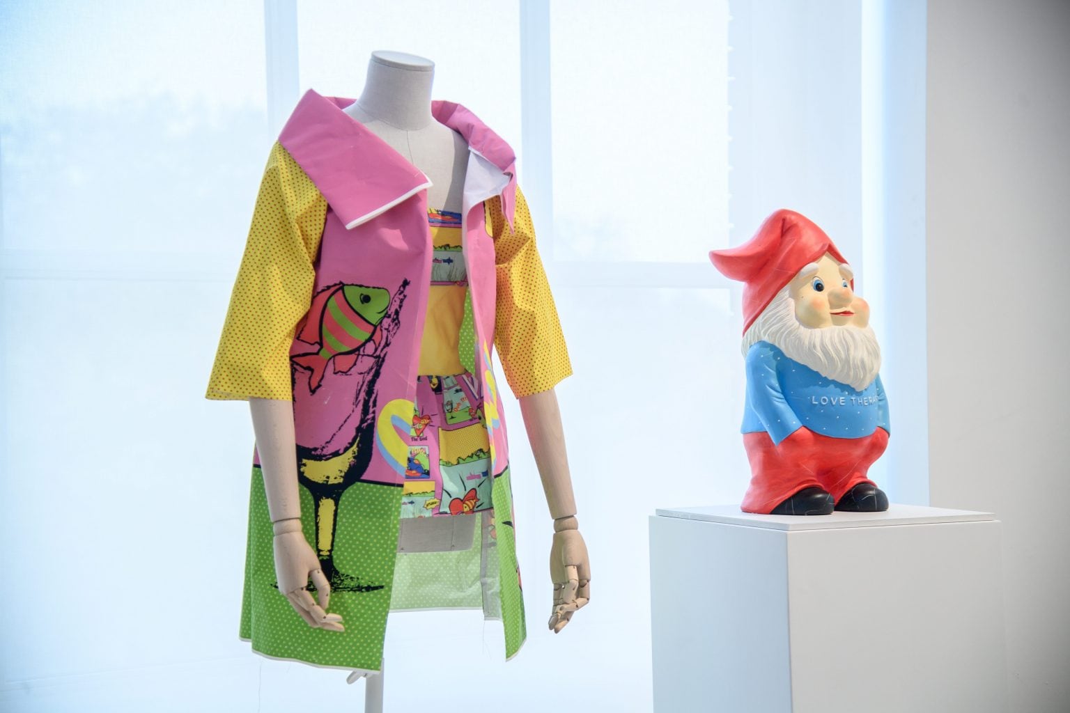 Il genio creativo di Elio Fiorucci in mostra alla Triennale di Milano ...