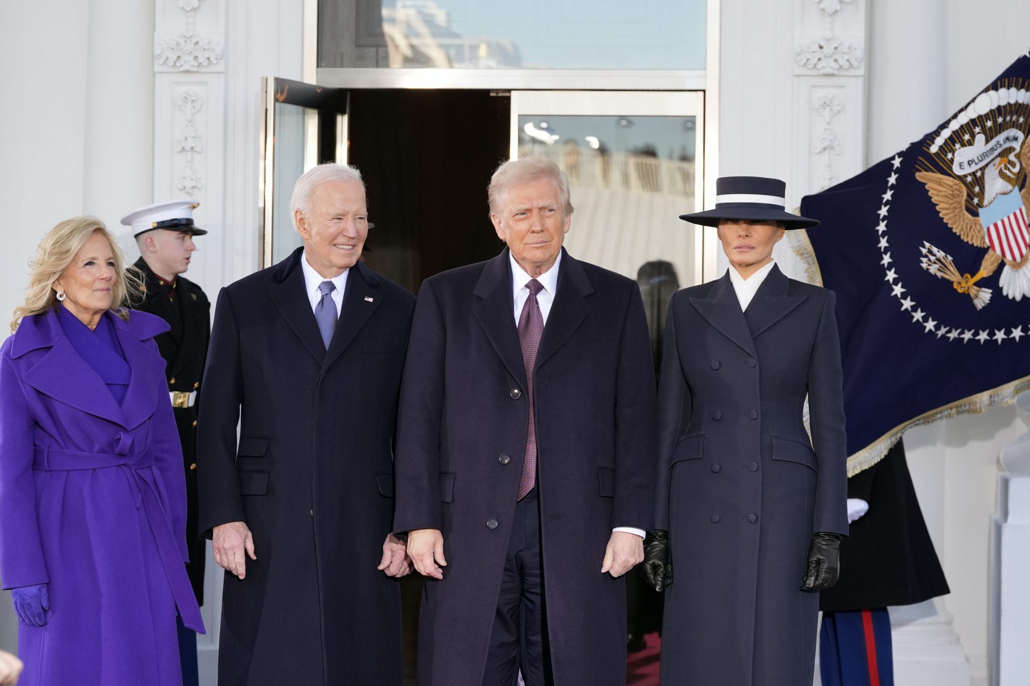 Perché Melania Trump ha scelto il blu per l'Inauguration Day 2025: il ...