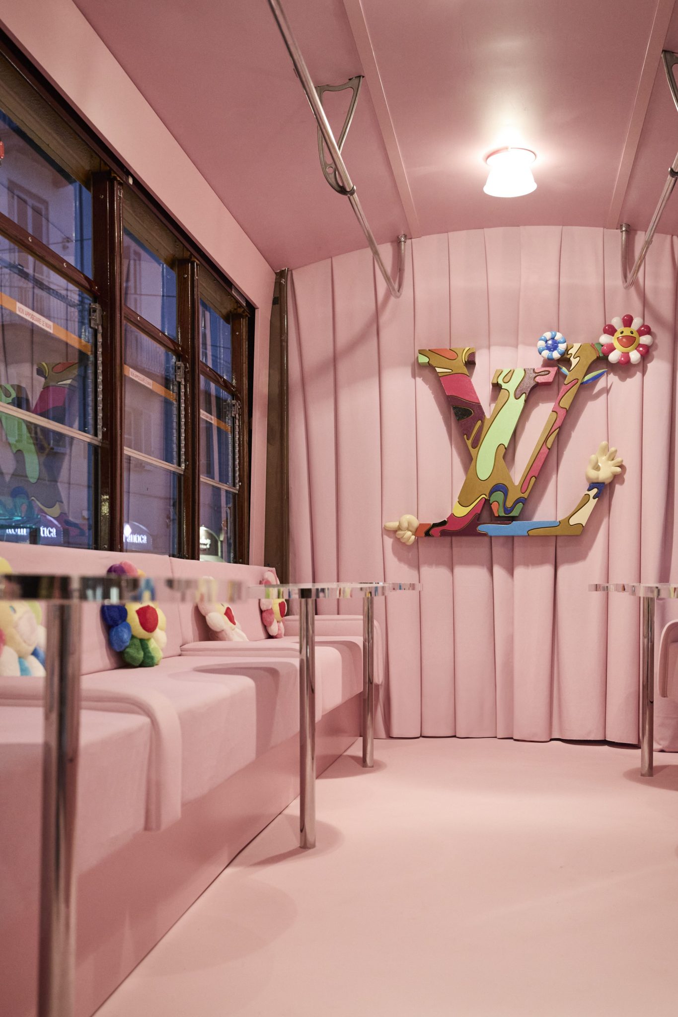 Come salire sul tram di Louis Vuitton e le experience gratuite da fare ...
