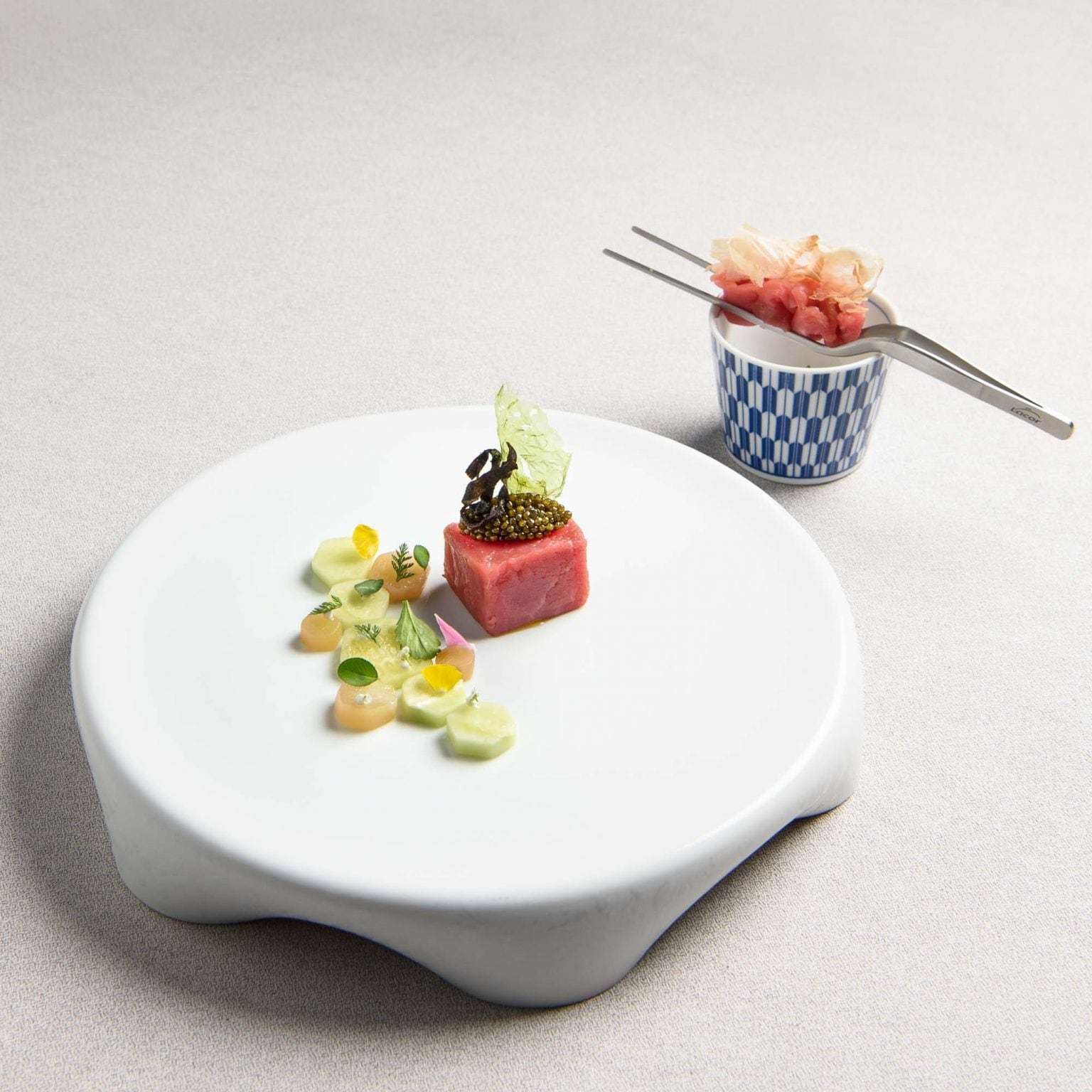 Dove si trova Villa Crespi e quanto costa mangiare nel ristorante ...