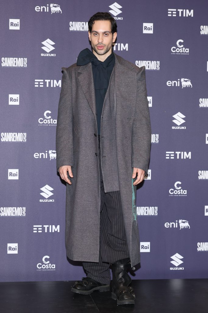 Le mutande con la pannocchia di Mahmood: la storia del regalo ...