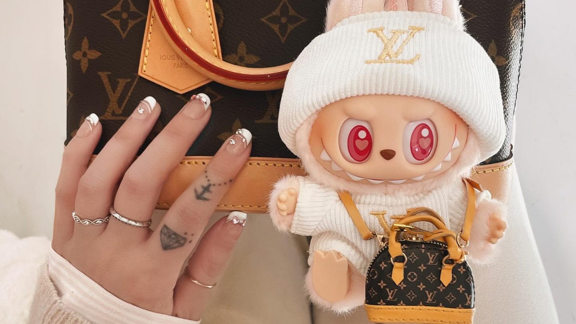 Quanto costano i Labubu e come si abbinano: tutto quello che devi ...