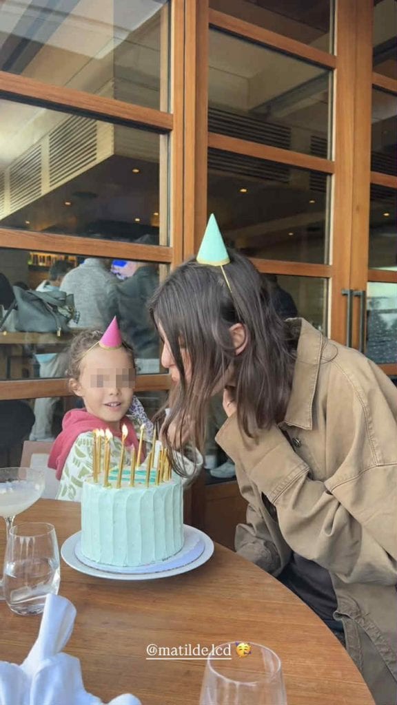 Matilde Lucidi, la figlia di Bianca Balti, compie 18 anni: cosa ha ...