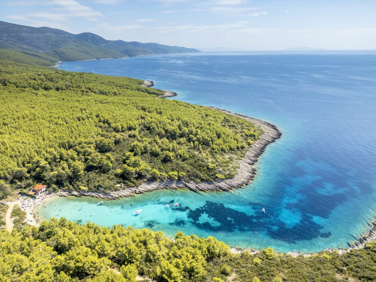 Le 12 isole europee con il mare più bello per le vacanze estive 2025